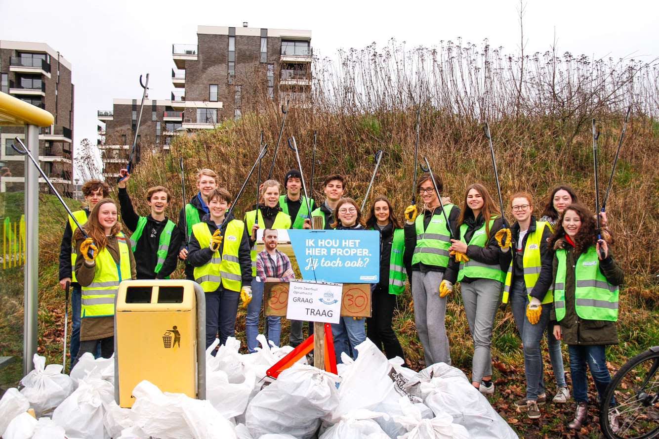 27 januari 2020: MOS-groep helpt zwerfvuil opruimen. – Virga Jessecollege